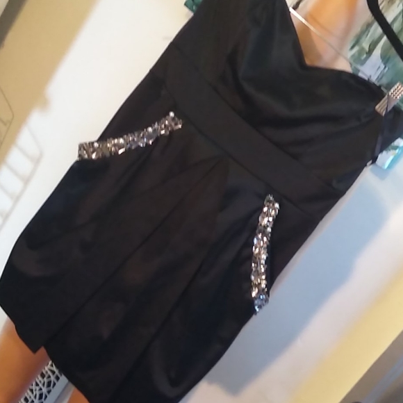 City Triangles | Dresses | Nwt Satin Strapless Mini Dress | Poshmark